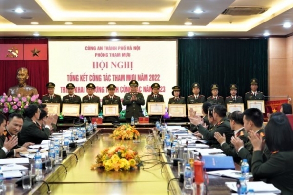 Xây dựng lực lượng Công an Thủ đô trong sạch, vững mạnh, chính quy, tinh nhuệ, hiện đại
